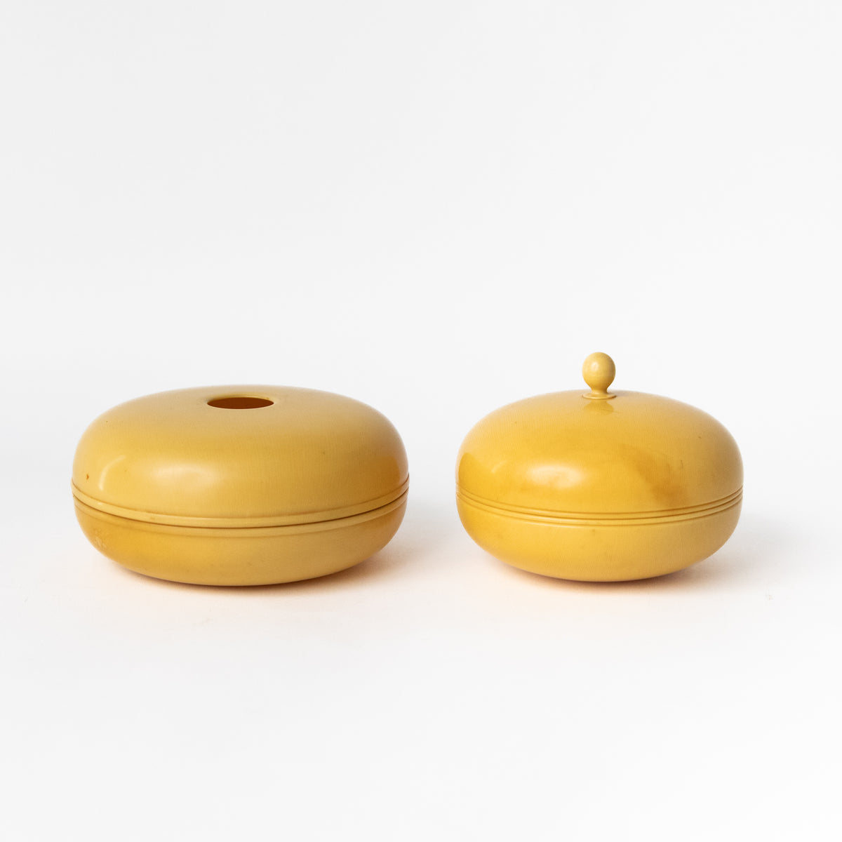BAKELITE VANITY SET - SET OF TWO – HOUSE SFW